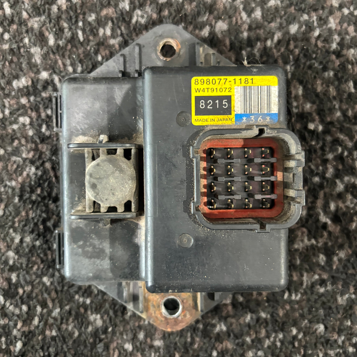 Isuzu OEM 4HK1 Diesel Engine Turbo Control Module 898077-1181 W4T91072 ...